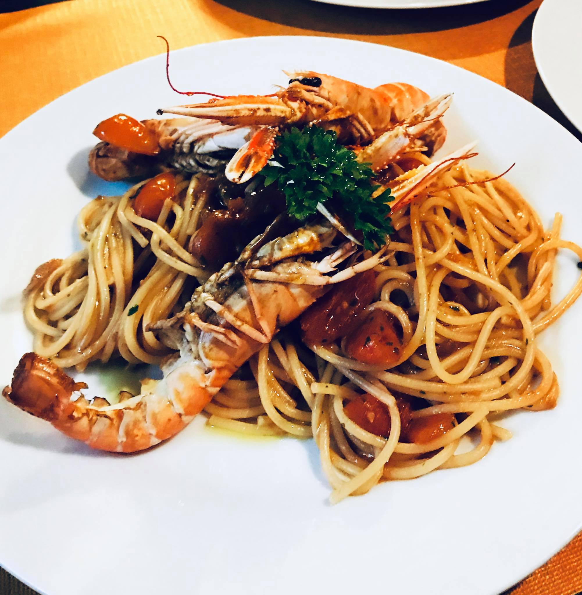 Spaghetti alla “BUSERA”, con cigalas - Chef Ghedi